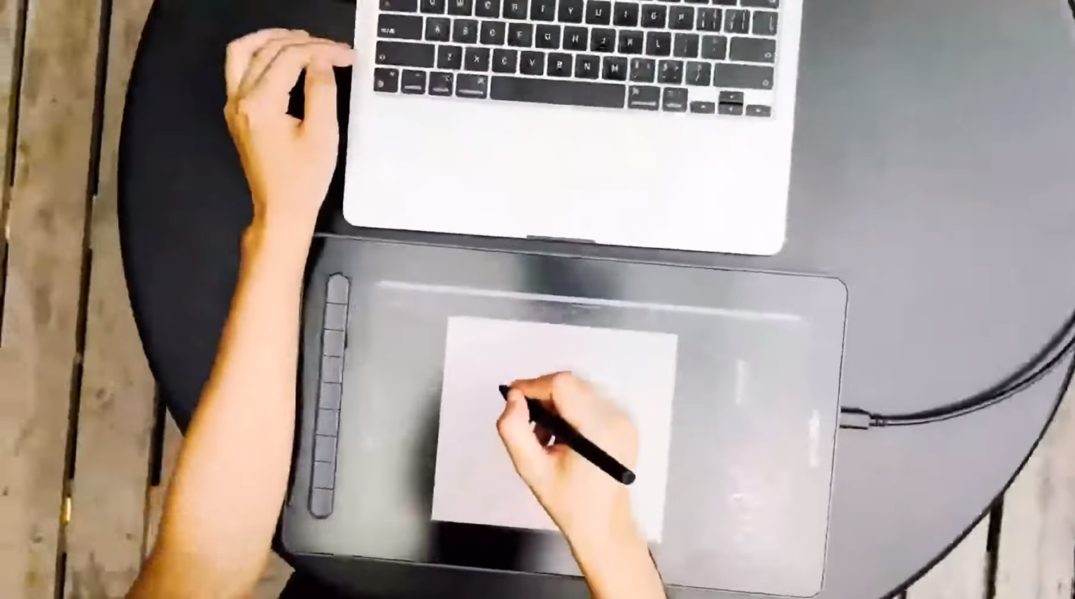 Graphics Tablet vs. Drawing Tablet: What’s the Difference? - DrawingProfy